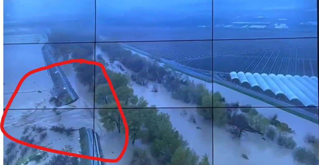 Levee breach in Monterey County triggers massive flooding, prompts ...